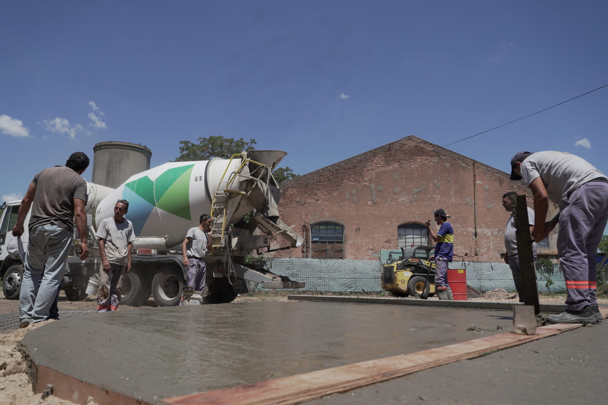 Avanza la construcción de un anfiteatro en el Centro Cultural La Trocha